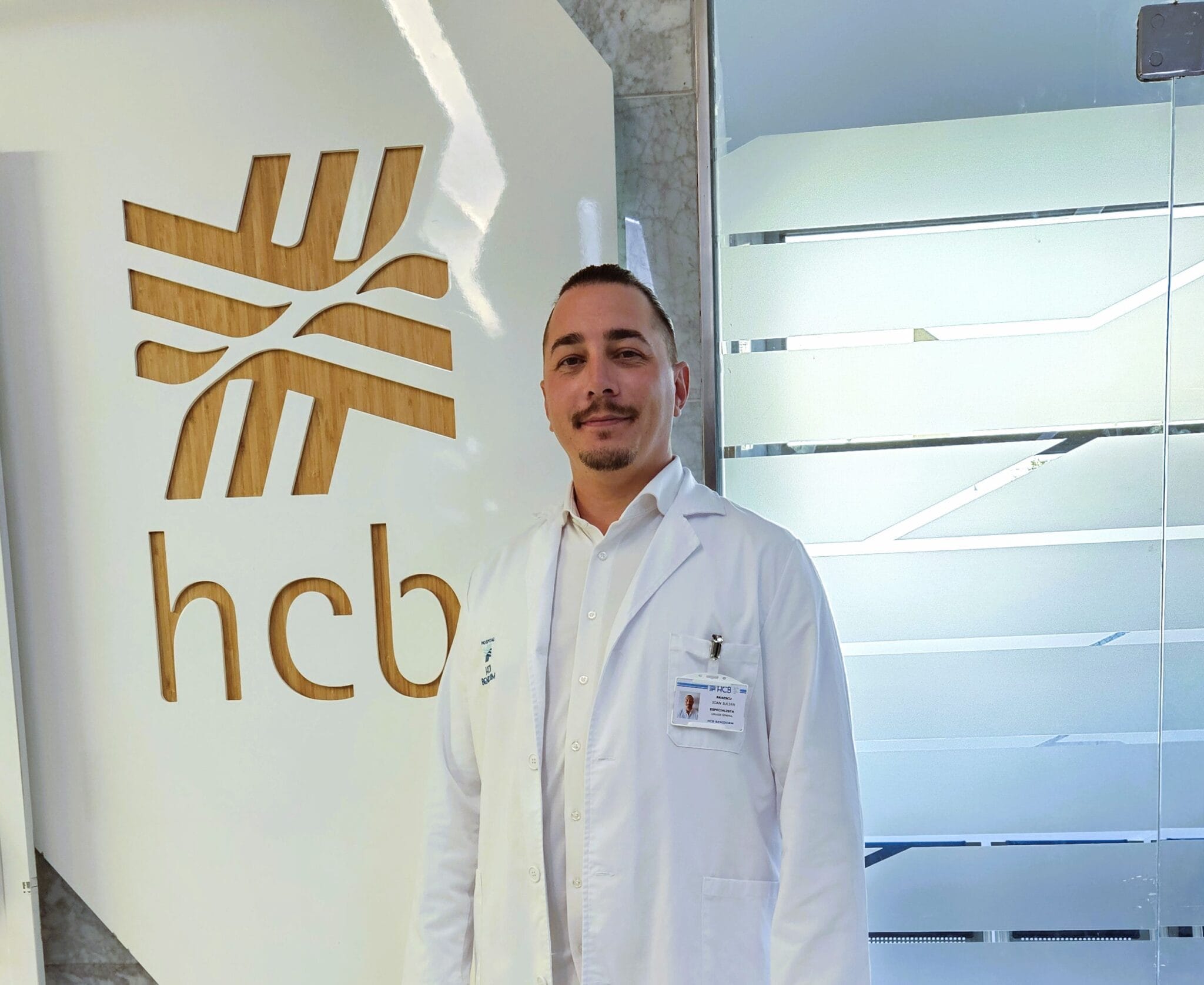 HCB Benidorm incorpora al Dr. Iulian Braescu, especialista en Cirugía ...
